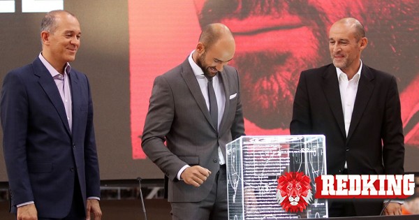 Έπαθε... πλάκα ο Σπανούλης με το δώρο του Ολυμπιακού! - ΠΟΔΟΣΦΑΙΡΟ ...