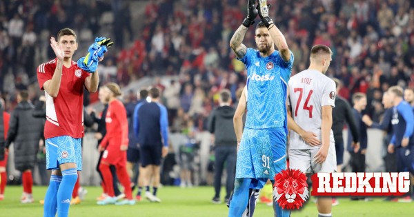 Ευχαρίστησαν τον κόσμο οι παίκτες! (photos) - ΠΟΔΟΣΦΑΙΡΟ - REDKING