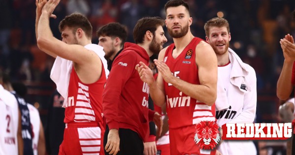 Στην κορυφή η καλύτερη ομάδα της Ευρώπης! (photo) - ΜΠΑΣΚΕΤ - REDKING