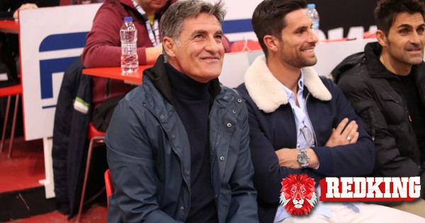 Στο ΣΕΦ για να δει Θρύλο ο Μίτσελ! (photos) - ΠΟΔΟΣΦΑΙΡΟ - REDKING