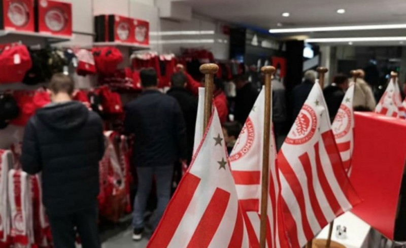 Το RED store άνοιξε ξανά τις πύλες του (video) - ΠΟΔΟΣΦΑΙΡΟ - REDKING